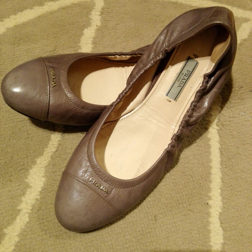 Prada sko str 38,5 • Tise