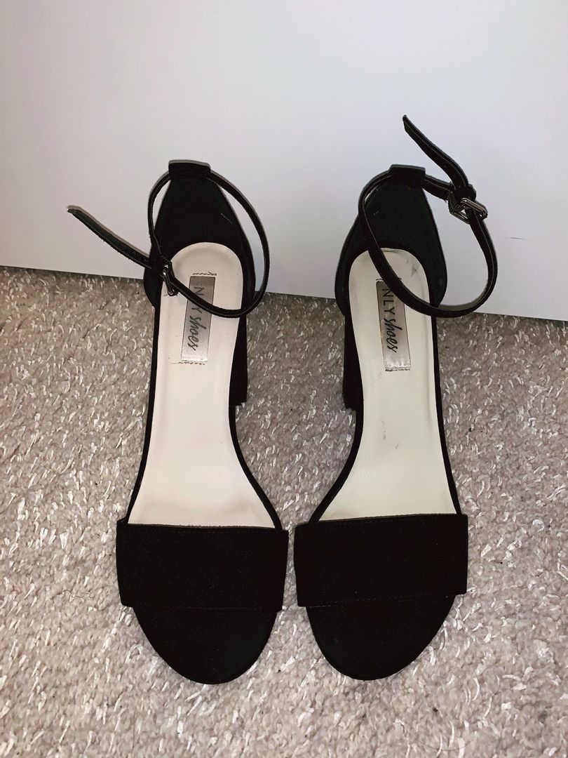 NLY shoes • Tise