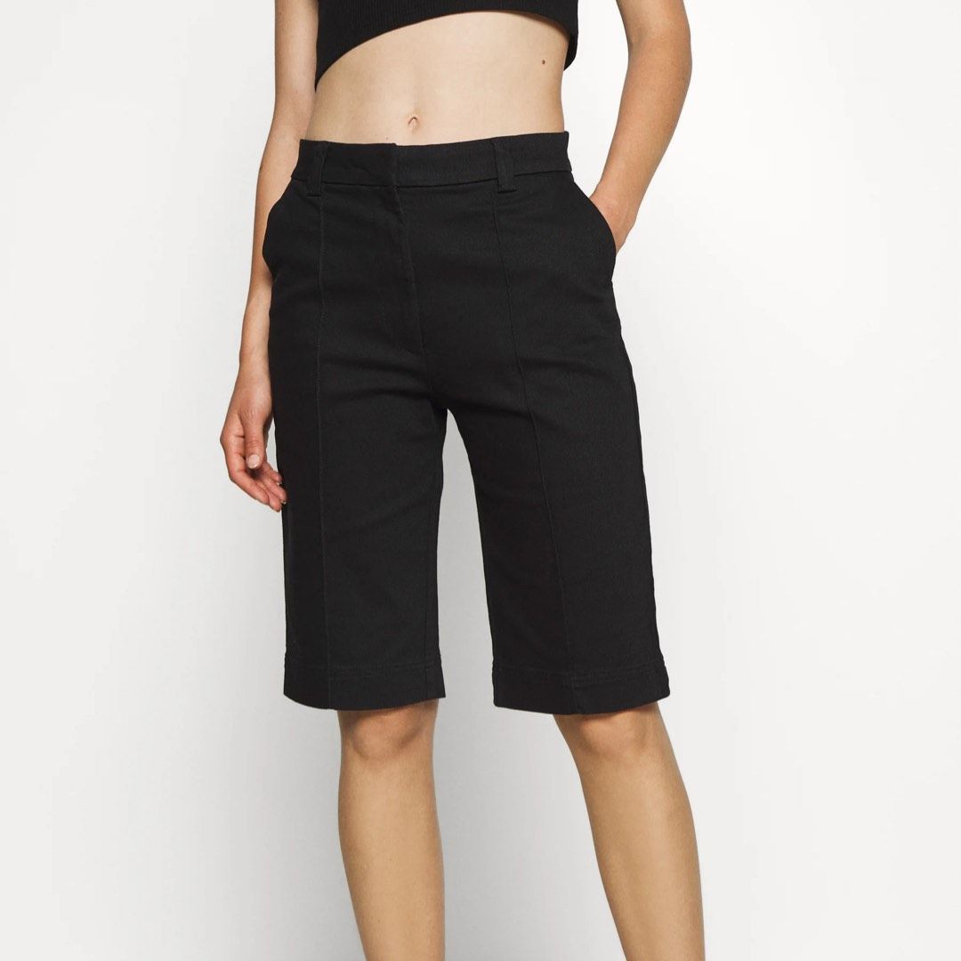 Shorts weekday • Tise