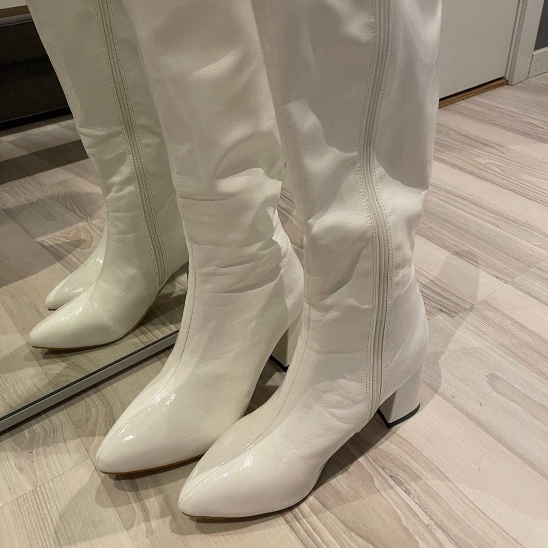 Hvite boots • Tise