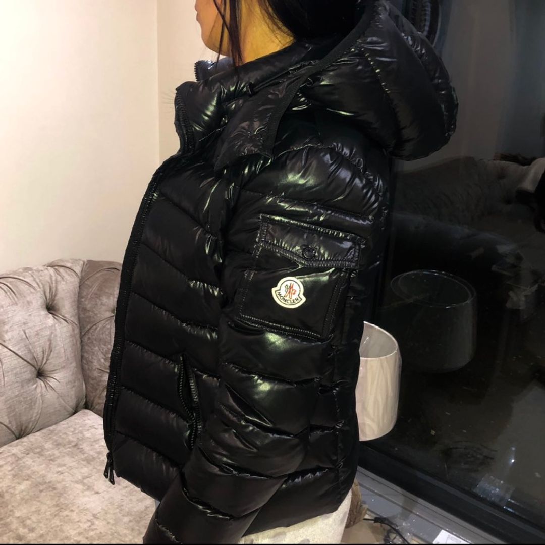 Moncler jakke • Tise