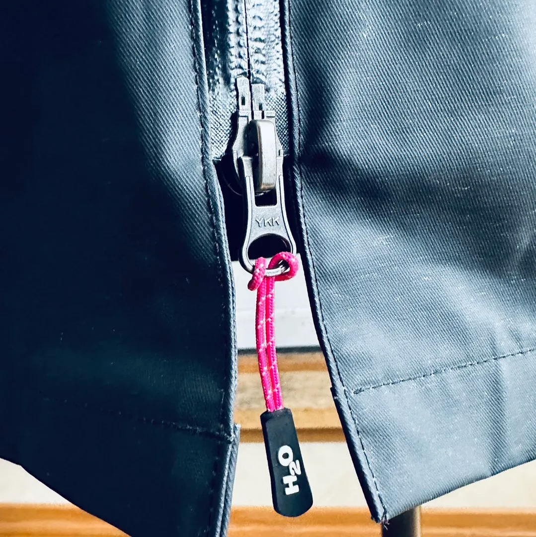 H2O Regnjakke str 38 • Tise