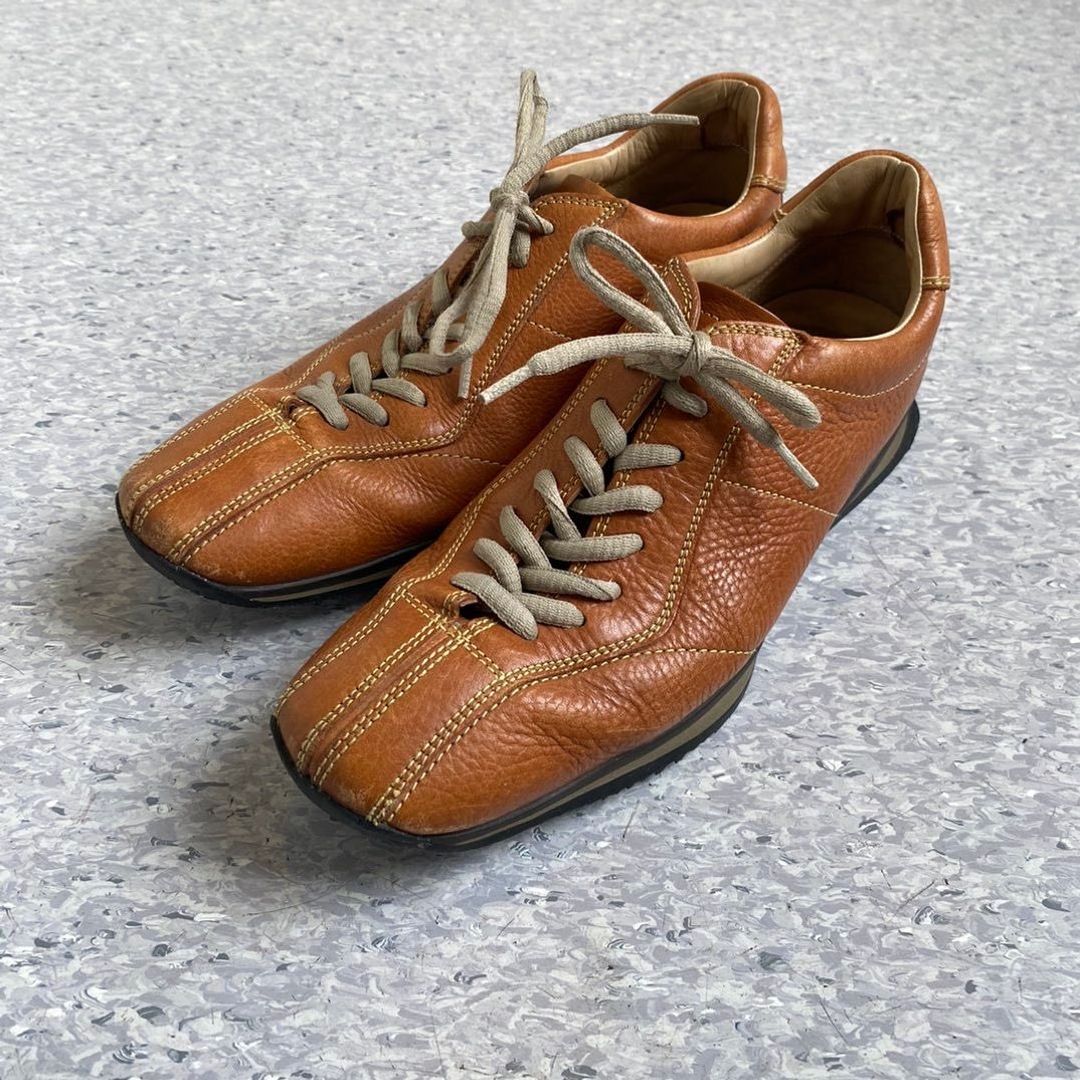 Vintage Prada sko • Tise