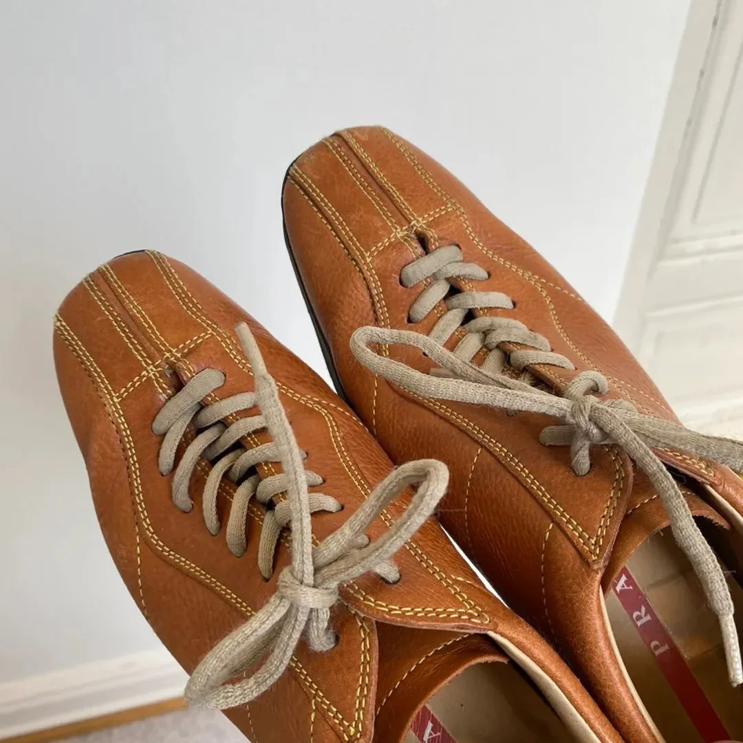 Vintage Prada sko • Tise