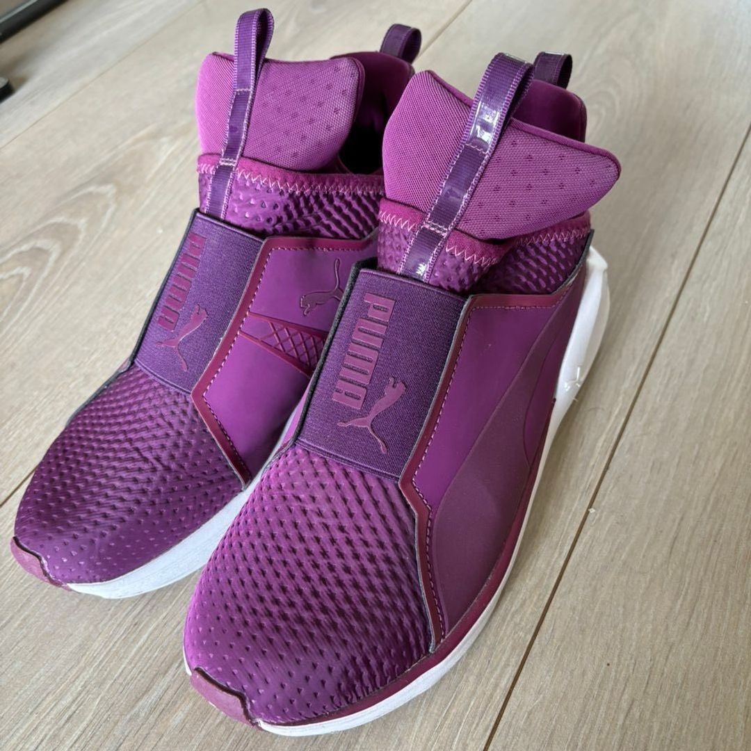 Puma sneakers 38 • Tise