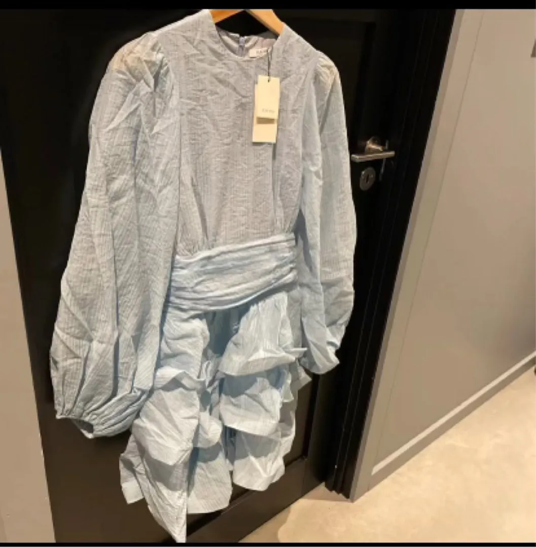 Kayani kjole • Tise