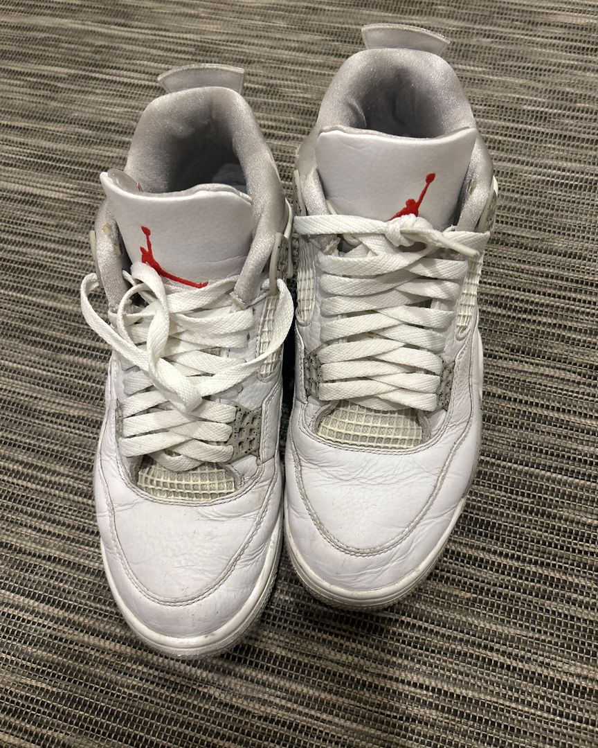 Jordan 4 oreo · Tise