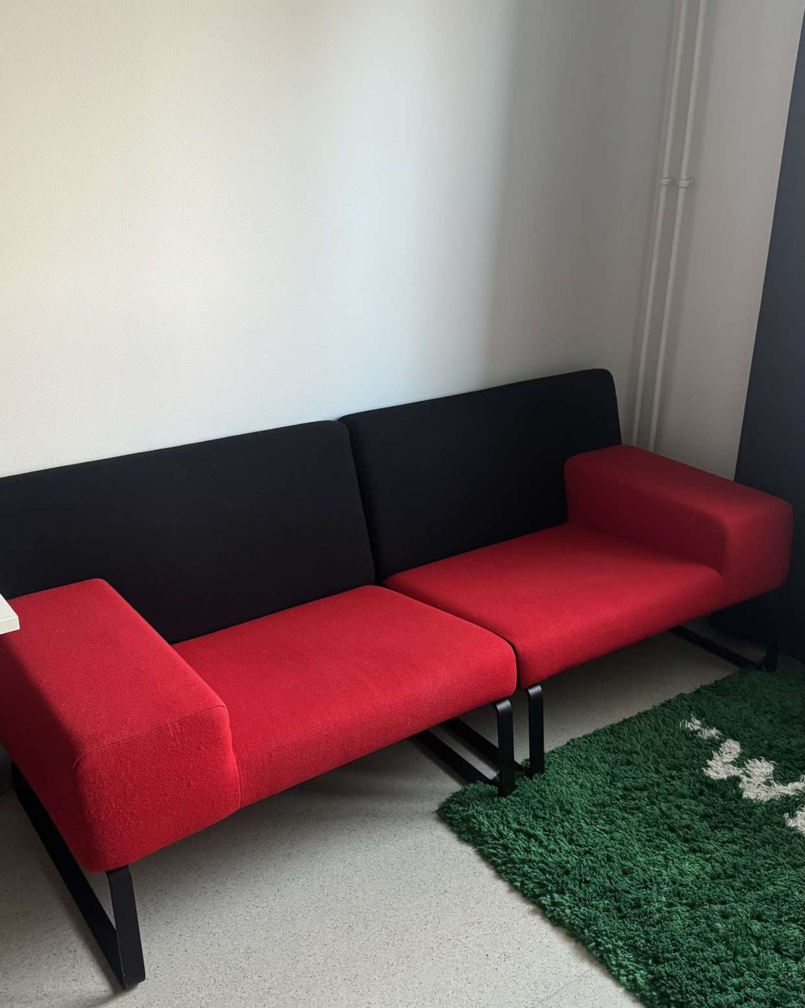 Design sohva · Tise