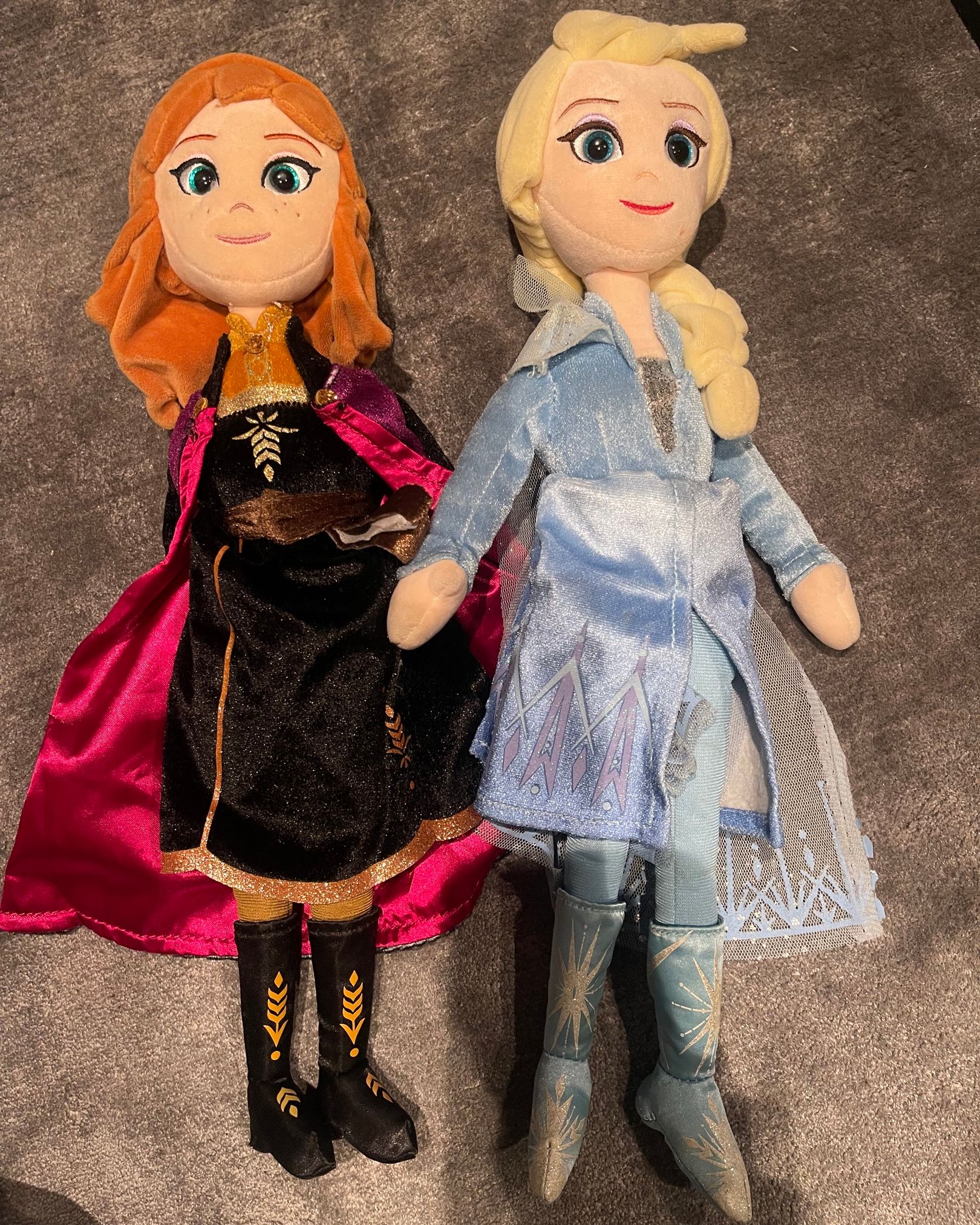Elsa og Anna Frost · Tise