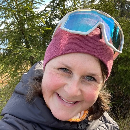 @maritatho82 • Tise